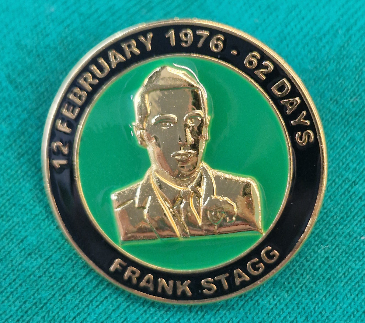 Hunger Striker Badges – An Fhuiseog / The Lark Store